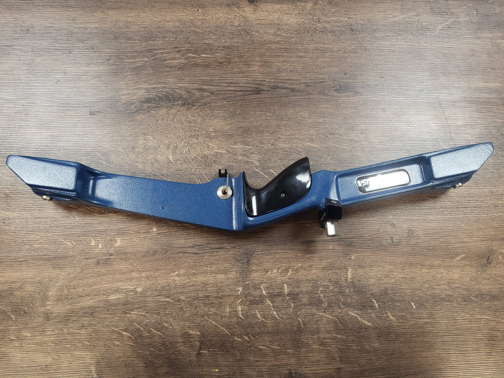 Hoyt Gold Medalist ILF riser – Eagle Archery